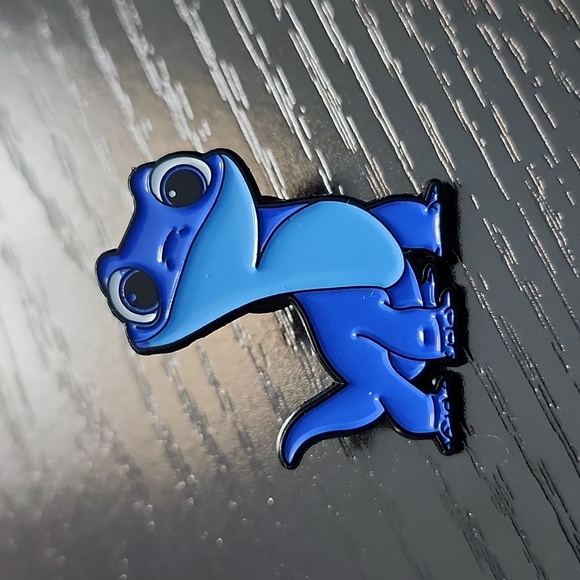 Disney | Jewelry | Disneys Frozen 2 Bruni Lizard Inspired Inspired ...